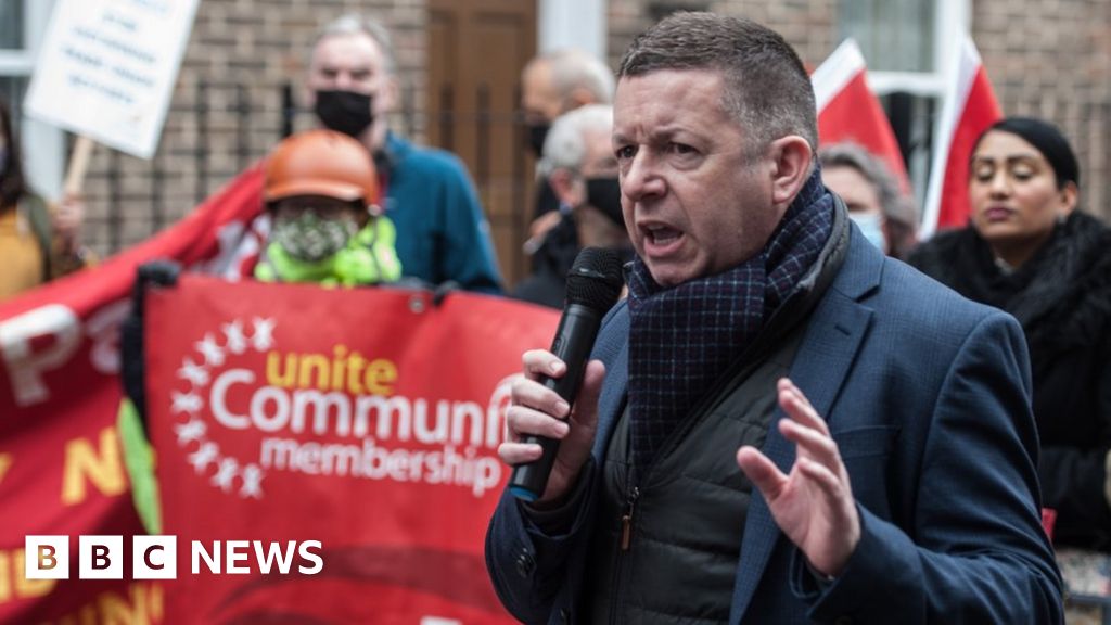 Unite leadership contest: What's behind Howard Beckett's exit from race ...