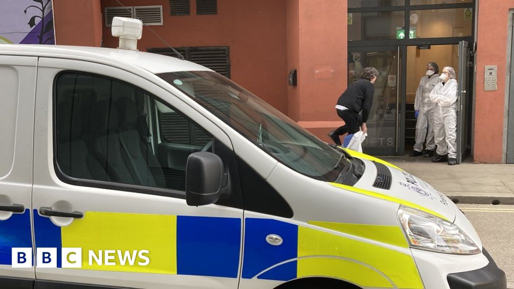 Ipswich murder investigation: Man arrested after woman found dead - BBC ...