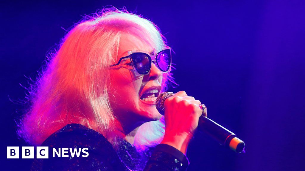 Blondie: 'Better to be an icon than a relic' - BBC News