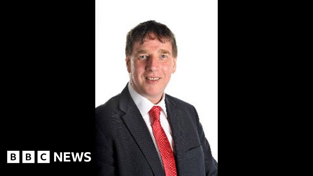 Councillor David Fagan charged over child images - BBC News