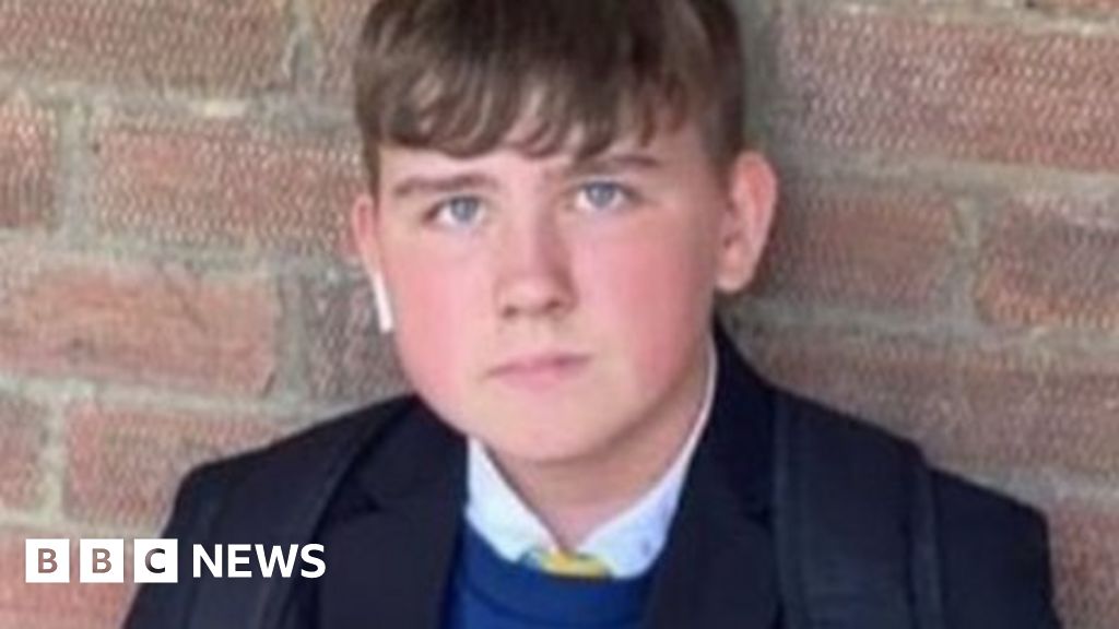 Knife crime: Haverhill mum petitions for mandatory jail sentences - BBC ...