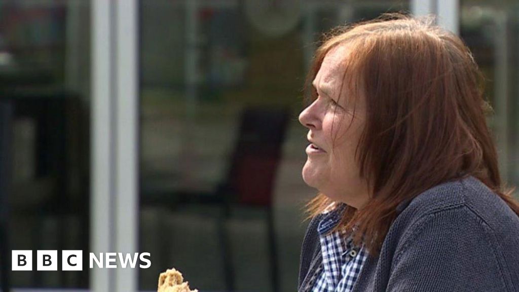 Banwen community mentor role a 'good feeling' - BBC News