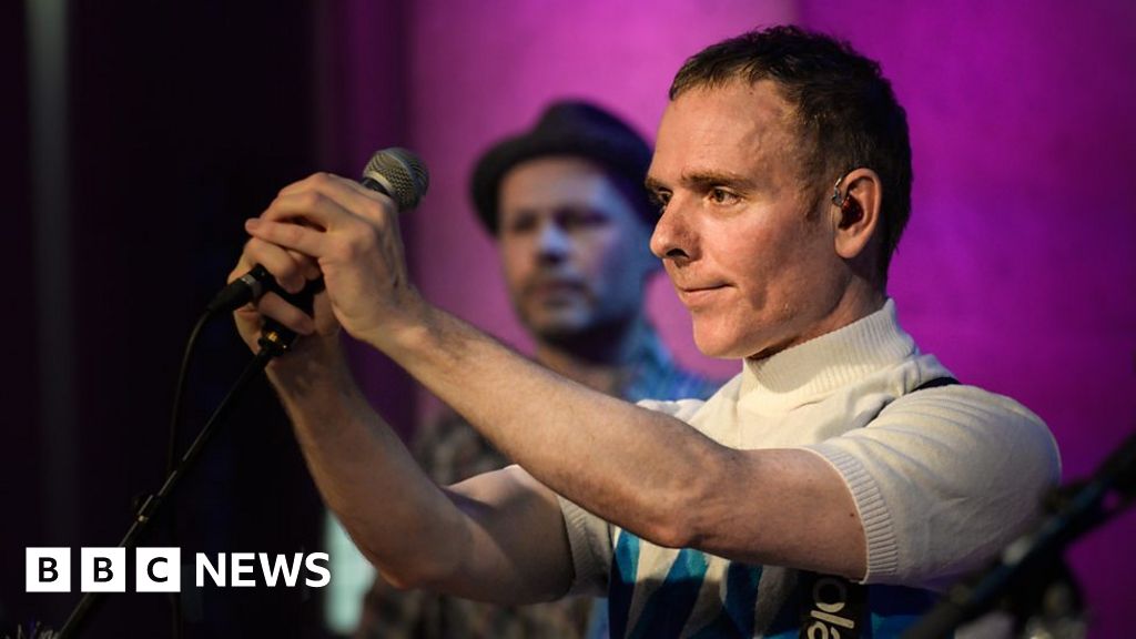 Belle and Sebastian singer says ME turned his life upside down - BBC News