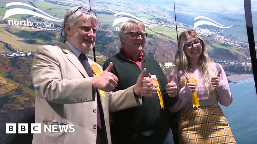 Lib Dems retain control of North Devon Council - BBC News