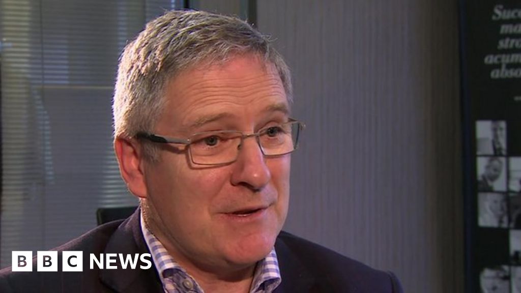 Stay: 'EU plays a part in cross-border Irish business' - BBC News