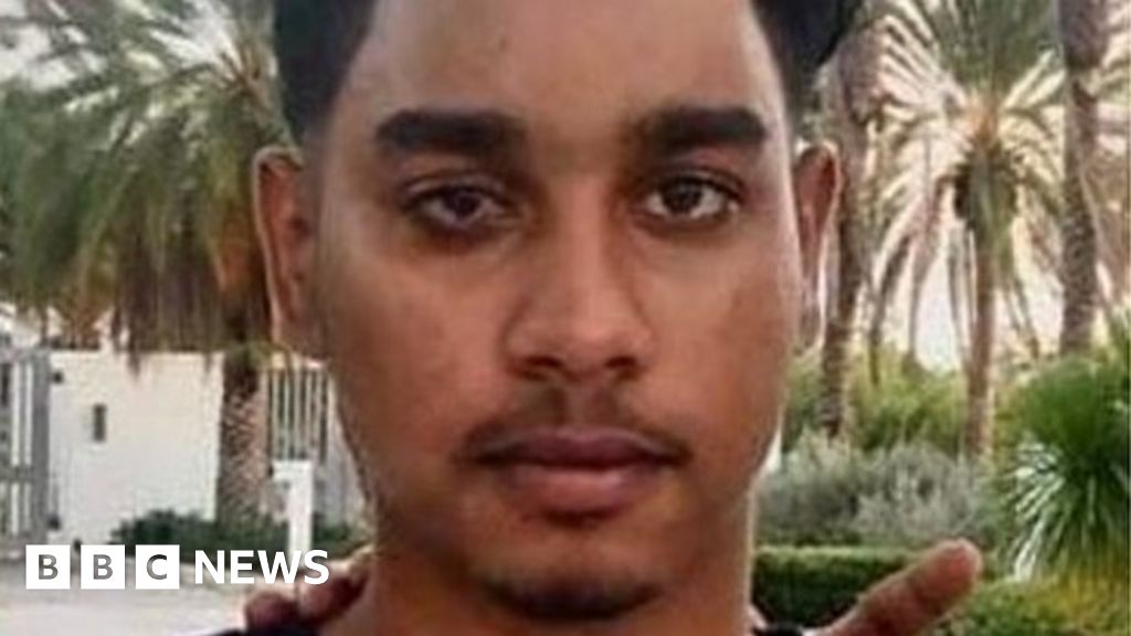 Wolverhampton stab victim's mum pays tribute to 'courageous' son Wolverhampton stab victim's mum pays tribute to 'courageous' son
