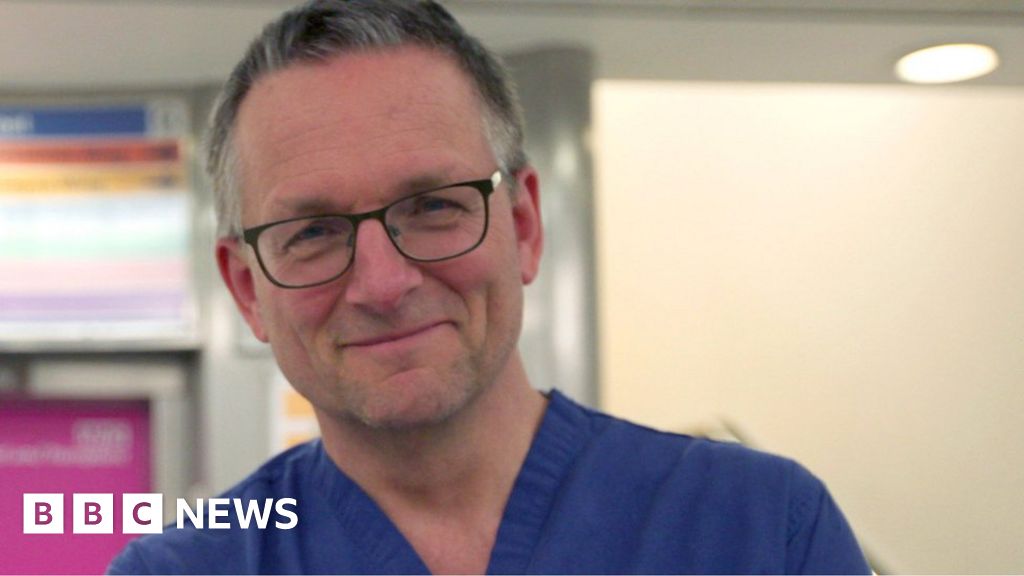 Being back in the NHS 'reminded me of Afghanistan' - BBC News