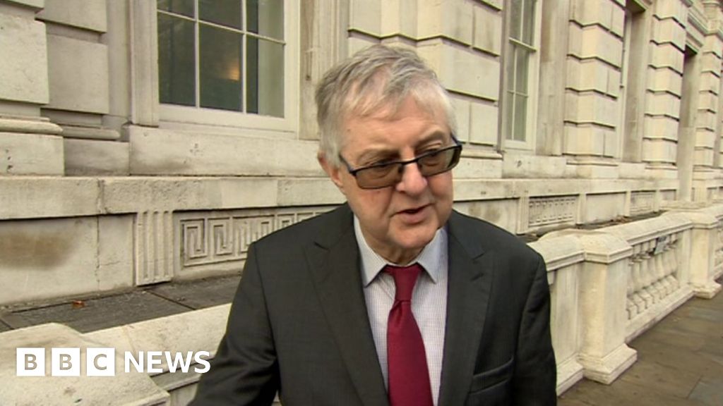 Welsh ministers do not support Brexit withdrawal deal - BBC News