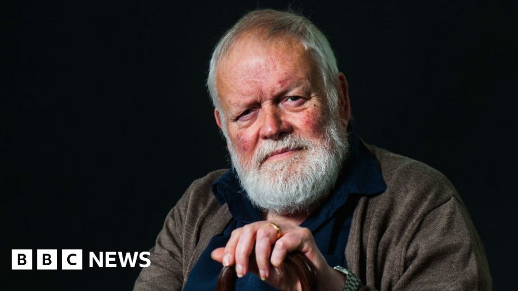 Michael Longley: Film delves into work of award-wining poet - BBC News
