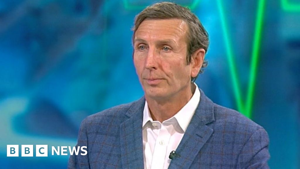 Addenbrooke's trust 'improving', former chief says - BBC News