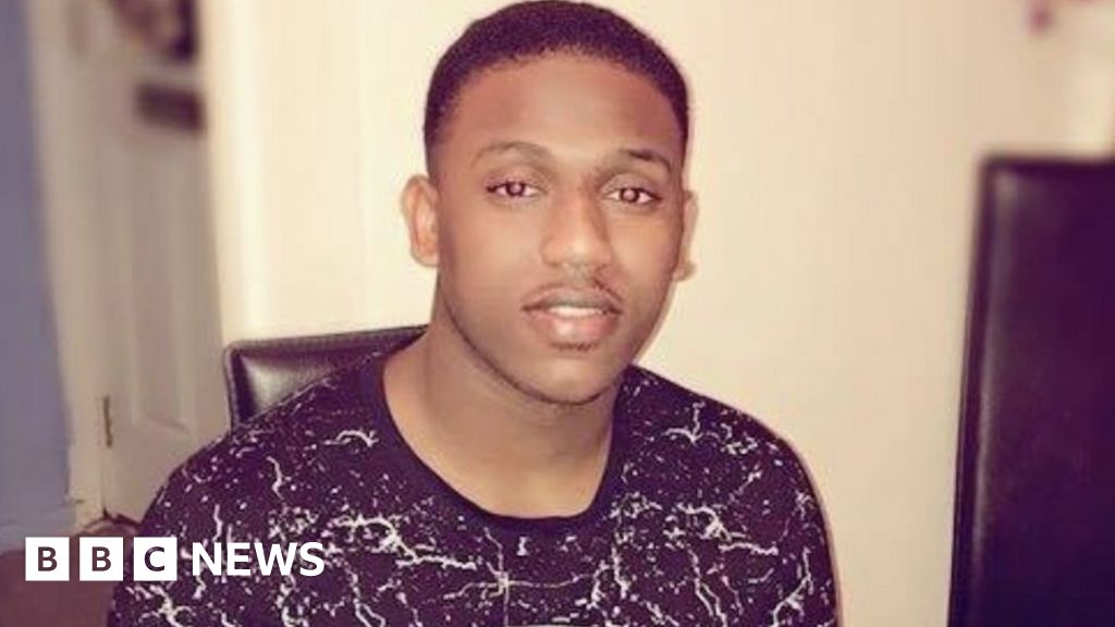 Sait Mboob: Fourth person held over Moss Side stabbing - BBC News