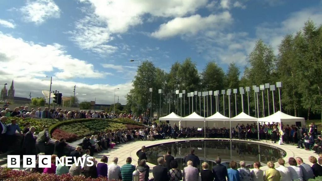 Omagh bomb service hears victims 'still suffering' - BBC News