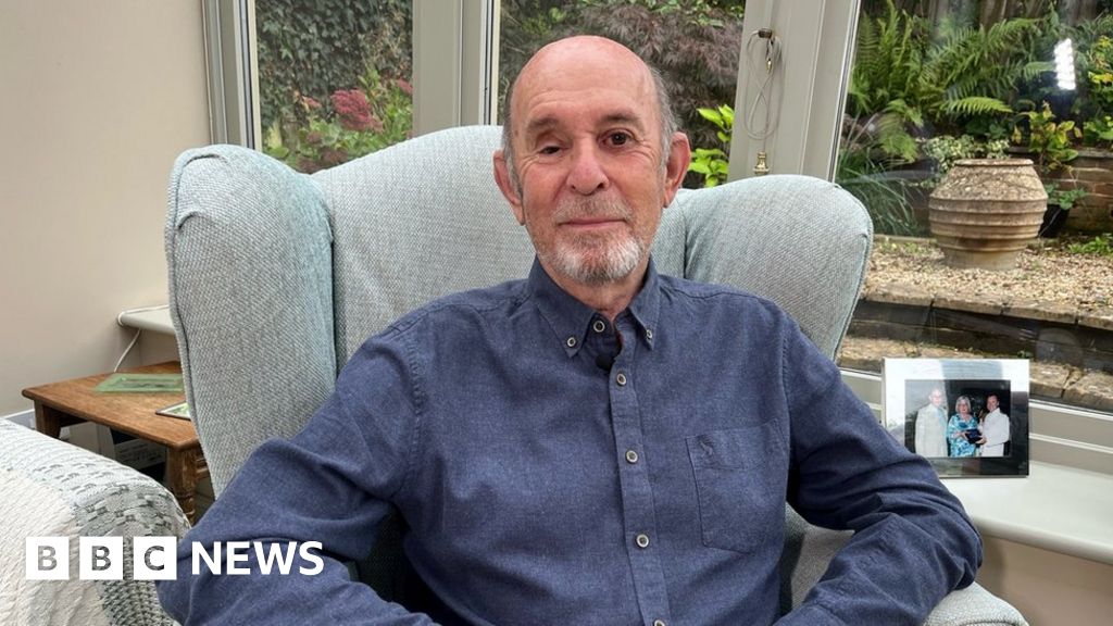 Groombridge man scammed by fake O2 caller warns of fraud - BBC News