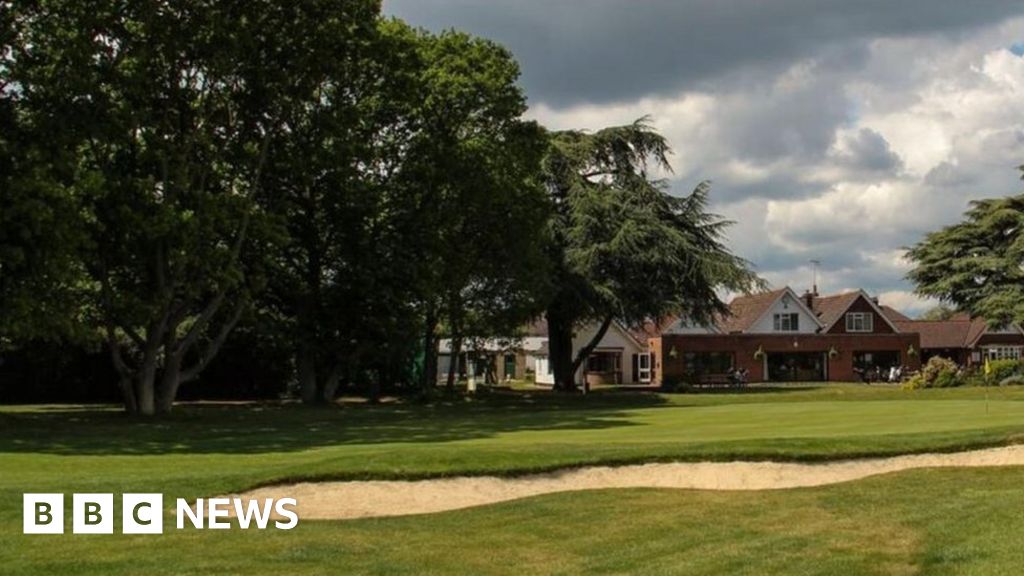 Coronavirus: Rushmere Golf Club used for picnics and sunbathing