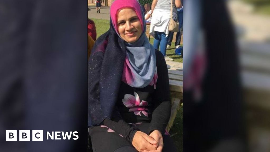 Sajid Pervez in court over wife Abida Karim's murder - BBC News