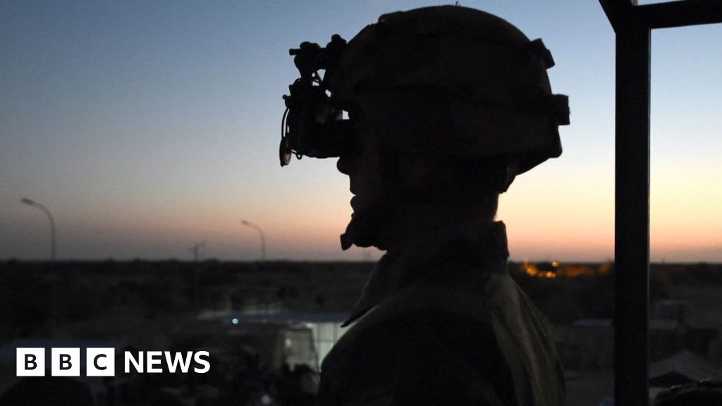 Chad kidnapping: Polish doctor rescued after helicopter comes under attack