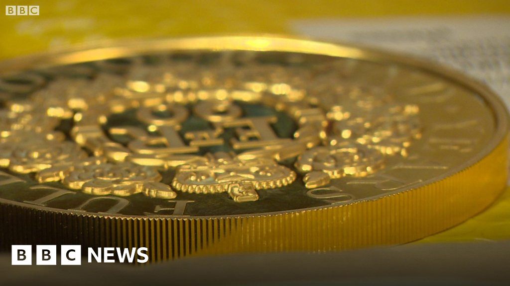 Have you ever seen a £1,000 coin? - BBC News