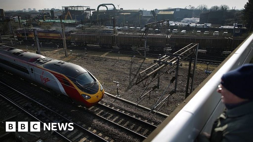 HS2 compensation scheme 'miserly', says Boris Johnson - BBC News