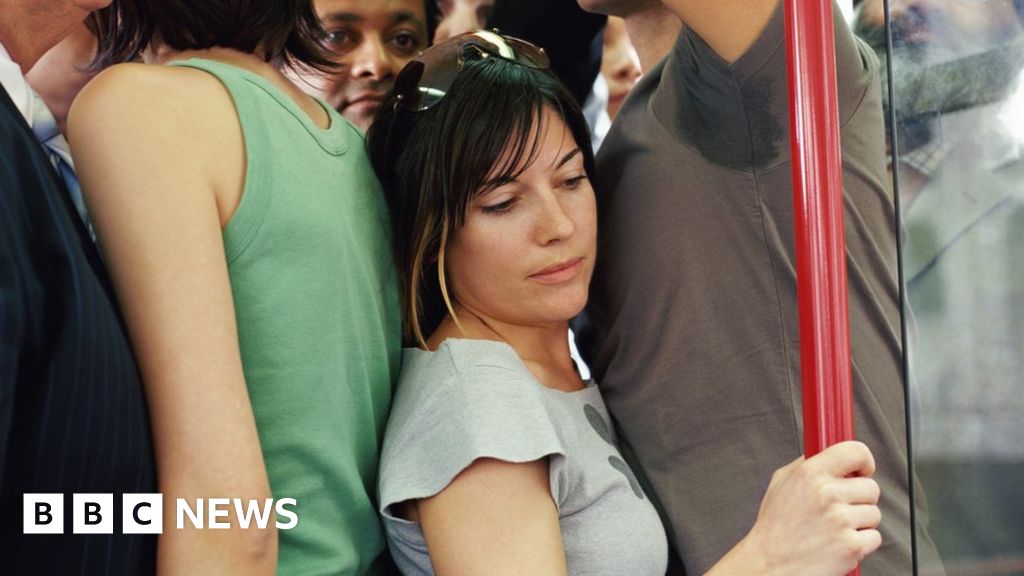 Could we finally see the end of overcrowded trains? - BBC News