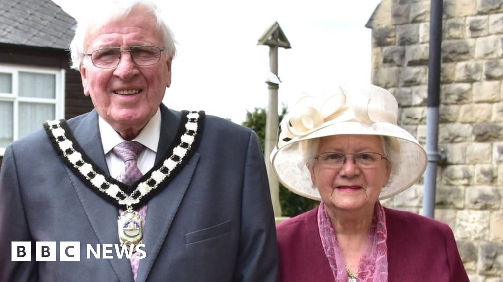 Langwith Junction: Murder probe continues after woman, 86, killed - BBC ...