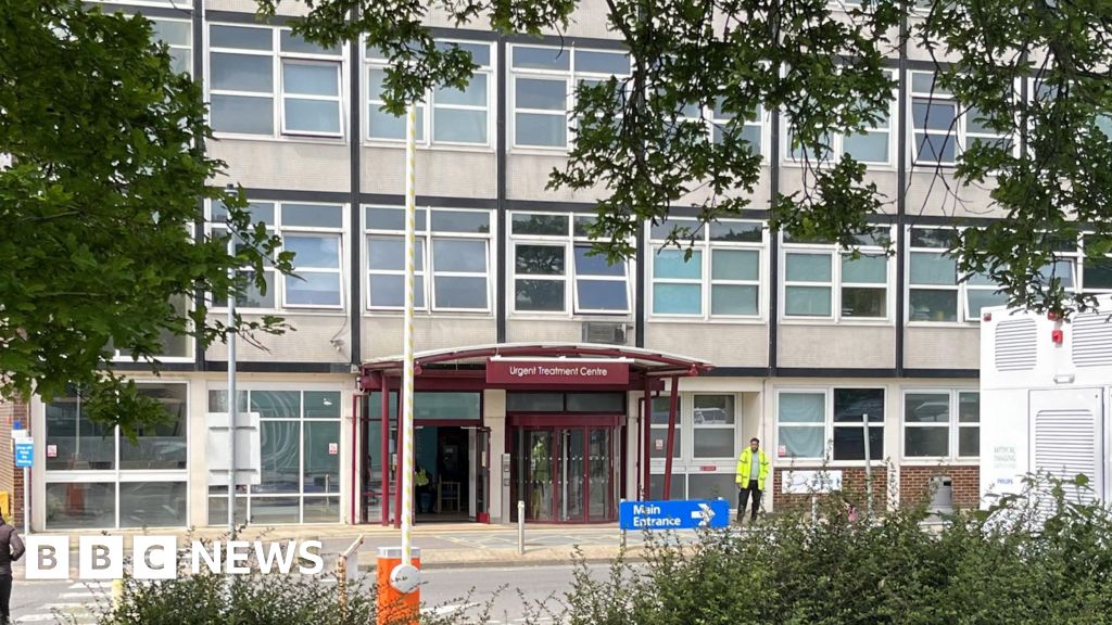 Crawley urgent care centre should be open 24/7 - residents - BBC News