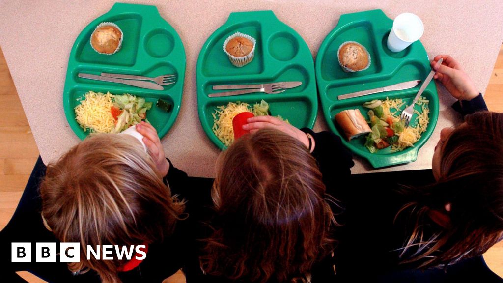 New report reveals obesity levels in Jersey's school children - BBC News
