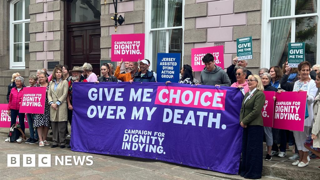 Assisted dying law debate continuing in Jersey - BBC News