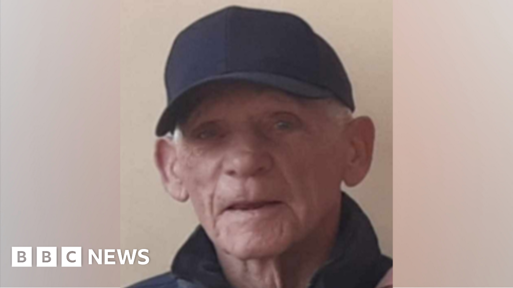 Les Davis: Fresh appeal in hunt for missing Scarborough man