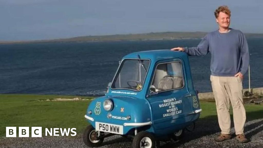 Brighton display for roadworthy tiny Peel P50 car - BBC News