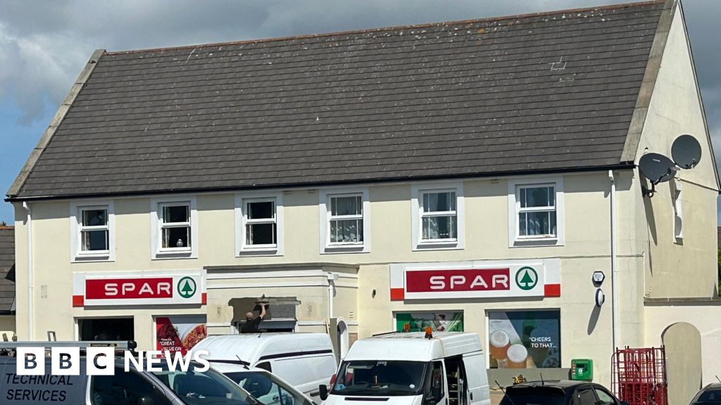Douglas sub-post office reopens with postal only services - BBC News