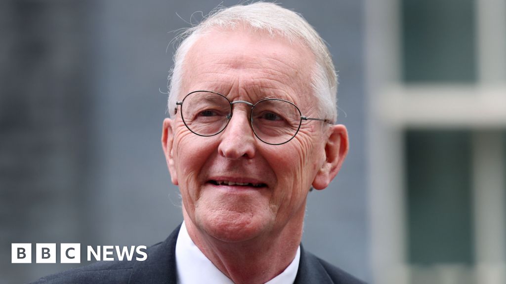 Legacy Act: UK and Irish governments 'close' to new Troubles agreement ...