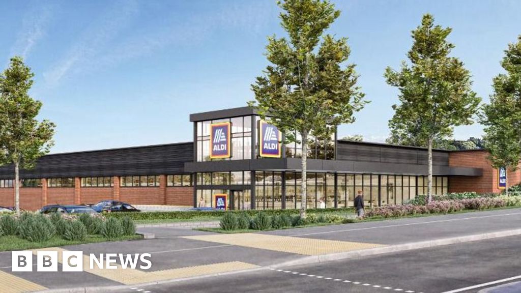 Aldi to open second Ashford store despite traffic fears