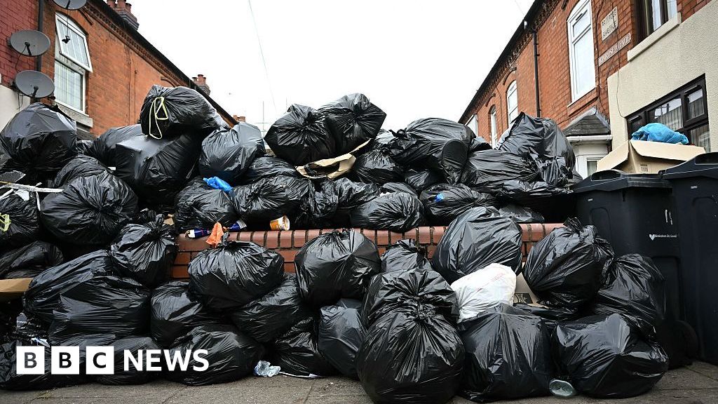 BBC Verify: How much do bin workers earn? - BBC News