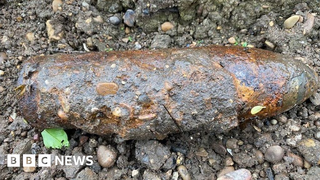 Unexploded WW1 artillery shell found in Newark