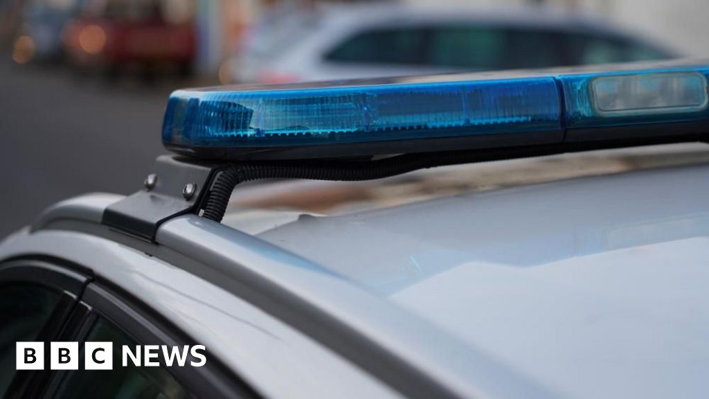 Sheffield stabbing: Teenager in life-threatening condition