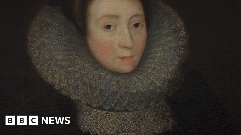 The ghost of Burton Agnes Hall - BBC News