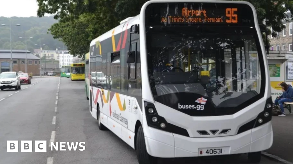 Guernsey Liberation Day bus service sees record numbers