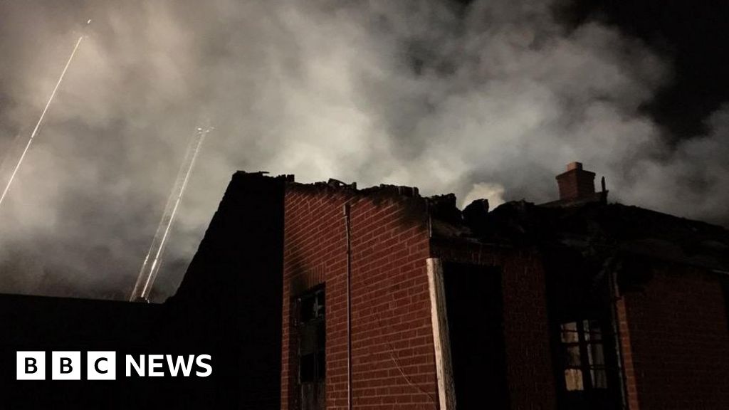 FBI investigating a series of arsons at black churches - BBC News