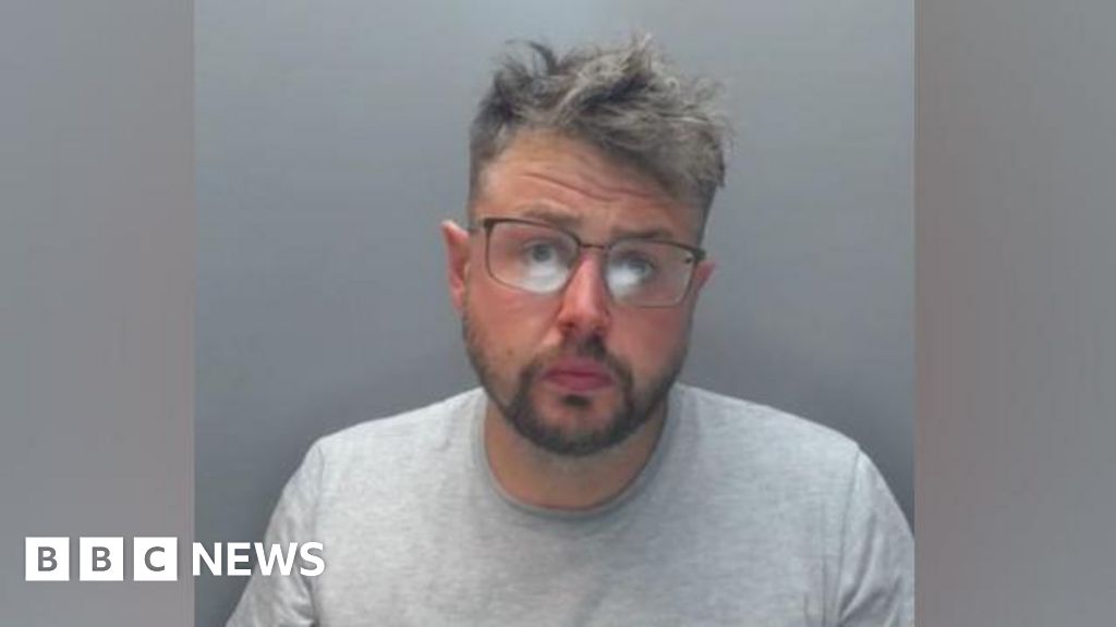Man jailed for Newton Aycliffe bar row murder - BBC News