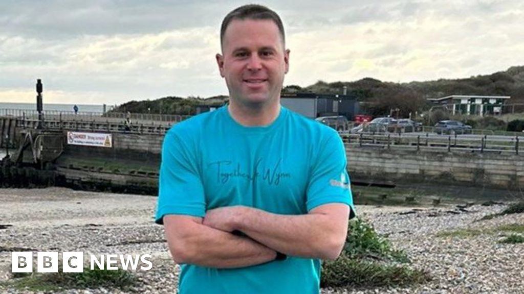 Brighton and Paris marathon runner to walk between cities