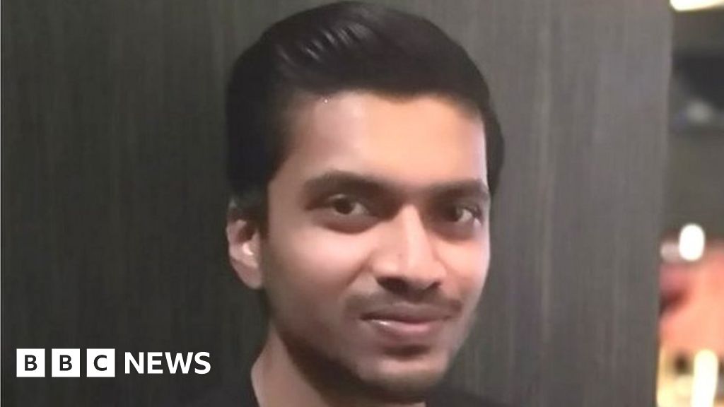 Hayes man who spied on housemate convicted of murder - BBC News