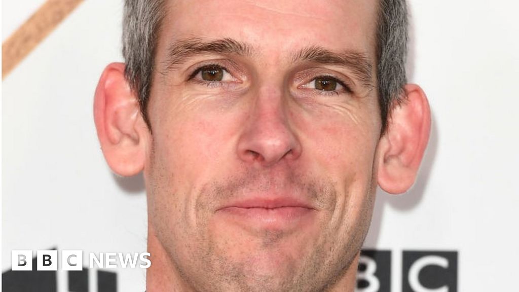 Olympian Etienne Stott says protests are being silenced - BBC News