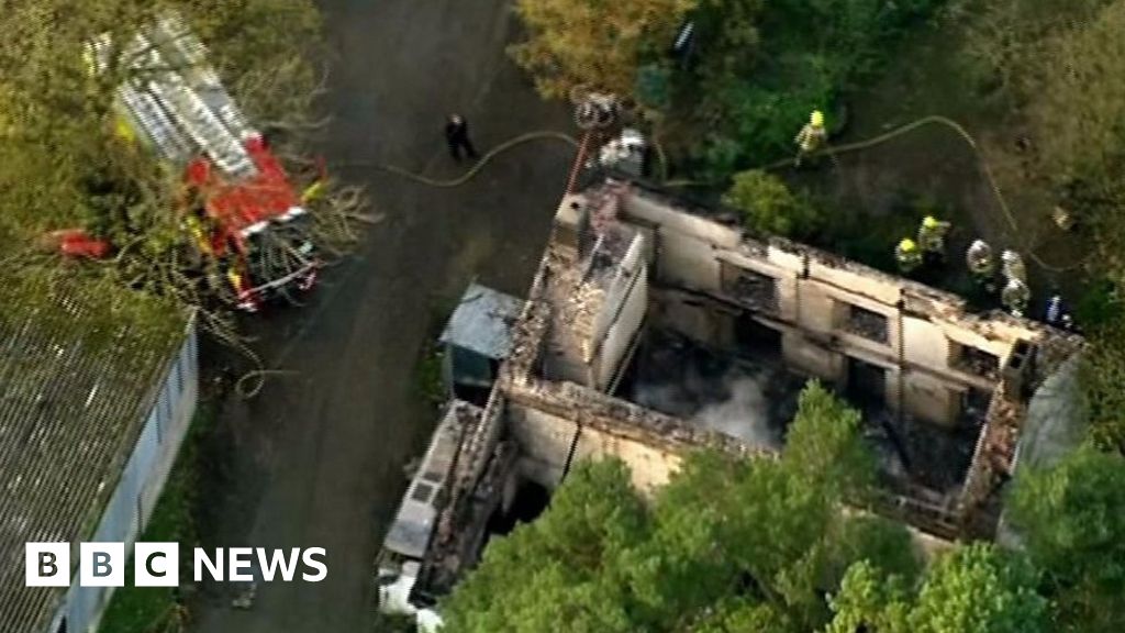 Llangammarch Wells fire: Investigation into cause continues - BBC News