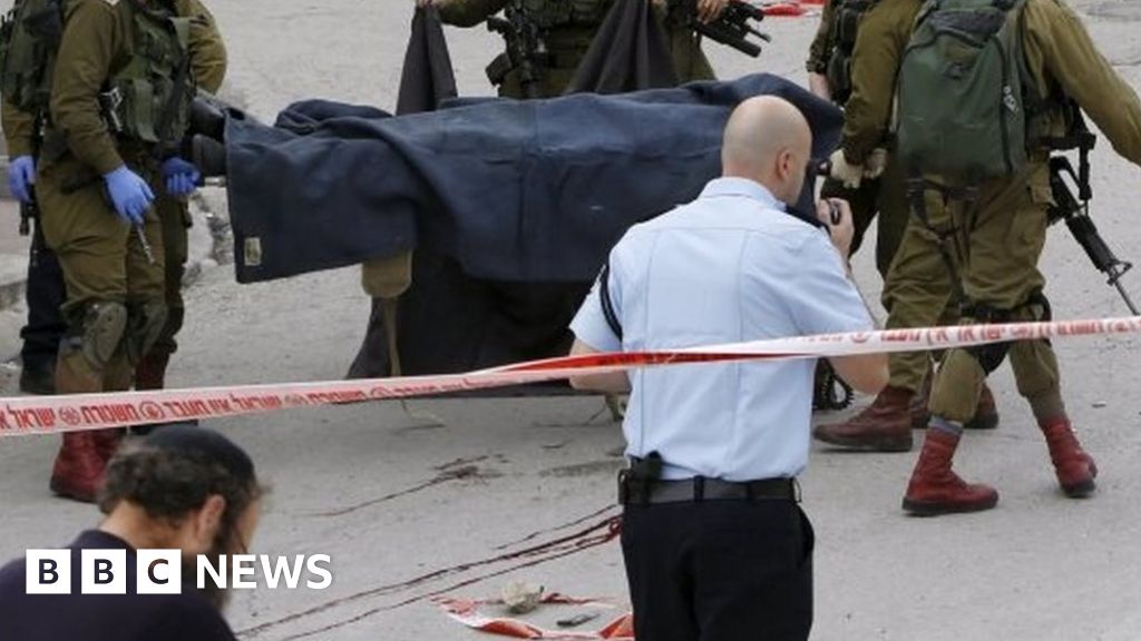 Israeli soldier 'shot wounded Palestinian attacker dead' - BBC News