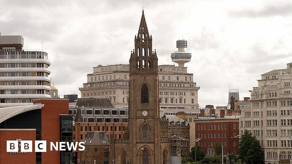 'Liverpool plinth' set to host sculpture every year - BBC News