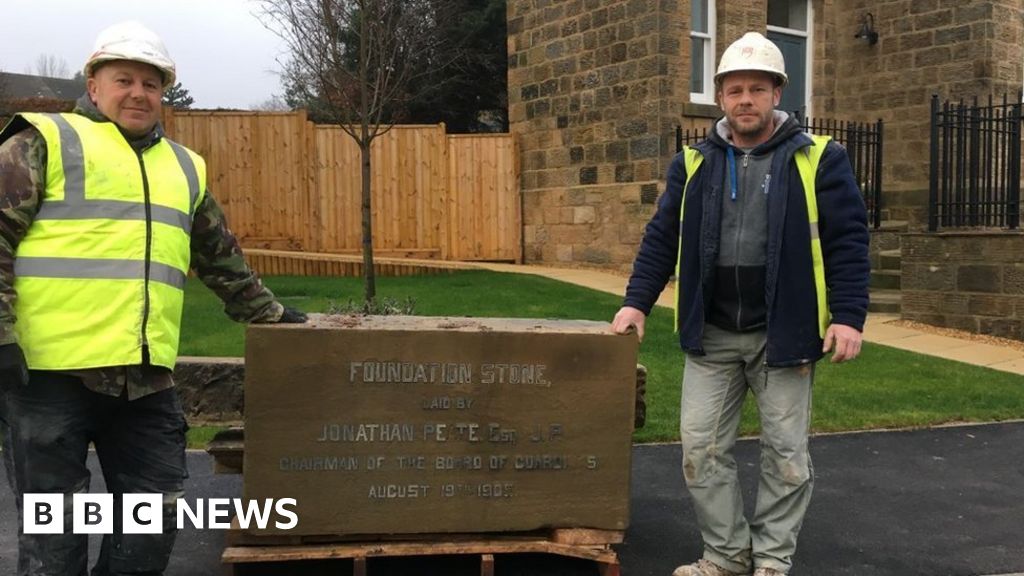 Time capsule under Otley hospital is opened after 110 years - BBC News