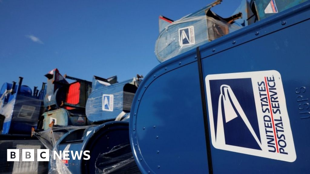 US Postal Service row: What is it about? - BBC News