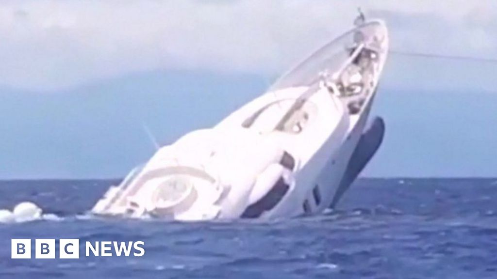 Moment Superyacht Sinks Off The Coast Of Italy Moment Superyacht Sinks Off The Coast Of Italy