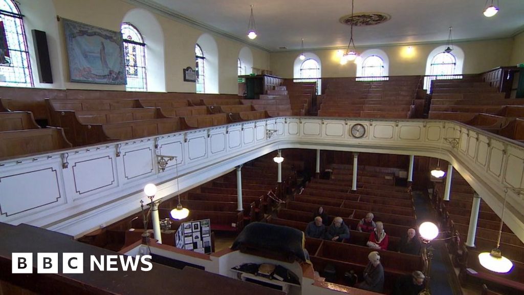 Mousehole chapel plans Sunday school sale for £500k repairs - BBC News
