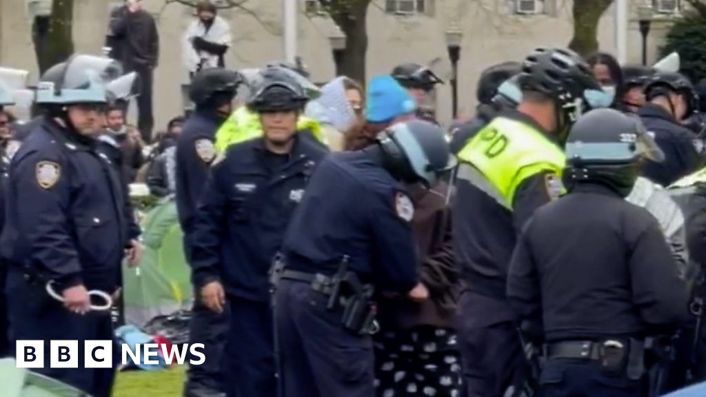 Ny Police Arrest Dozens At Us College Gaza Protest Bbc News